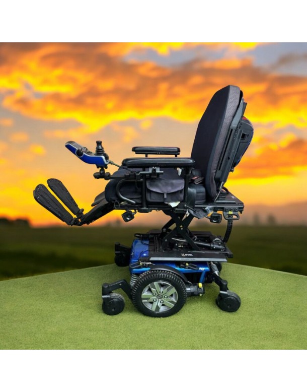 QUANTUM Edge 2.0 Özellikli Akülü Tekerlekli Sandalye
